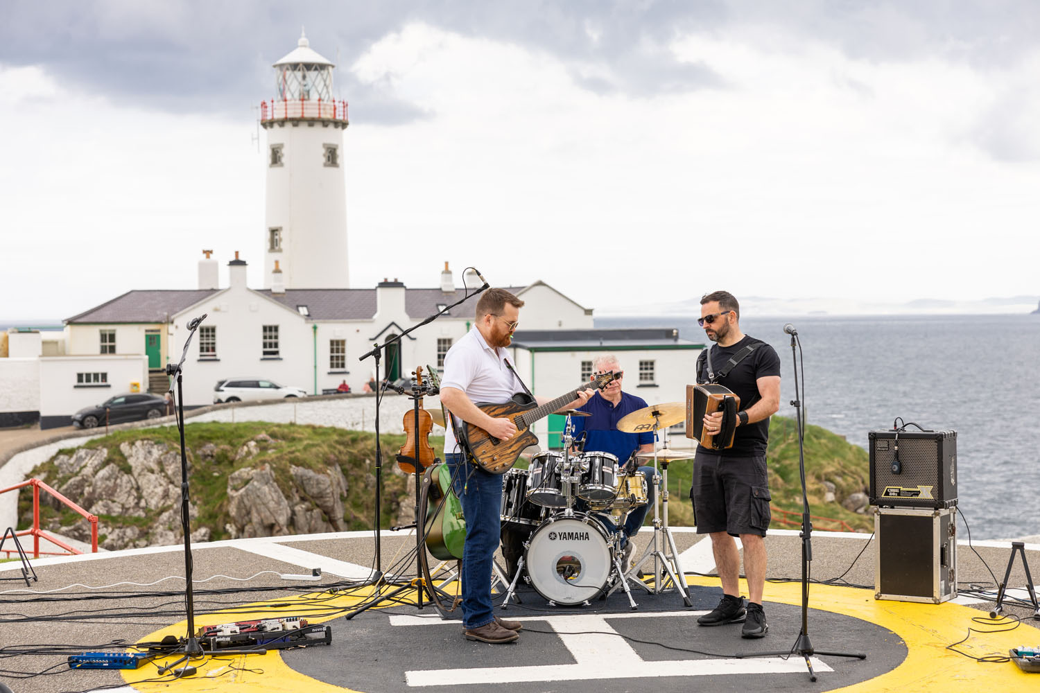 Emerald Guitars Music Tours | Activities in Donegal | Go Visit Donegal