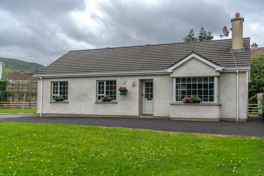 White Strand Beach House | Accommodation | Go Visit Donegal