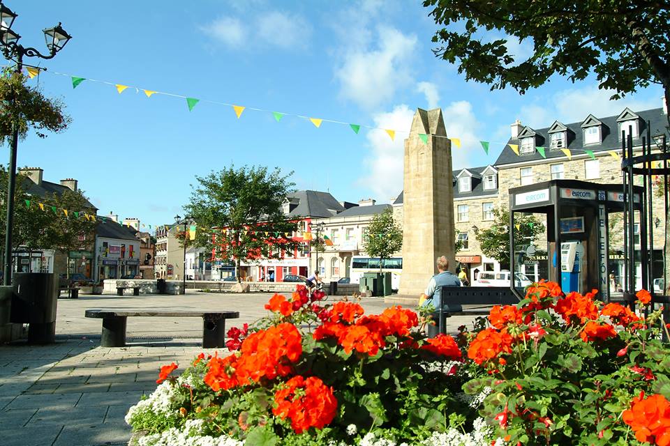 Donegal Town - Historic Town | Places to See | Things to Do | Go Visit ...