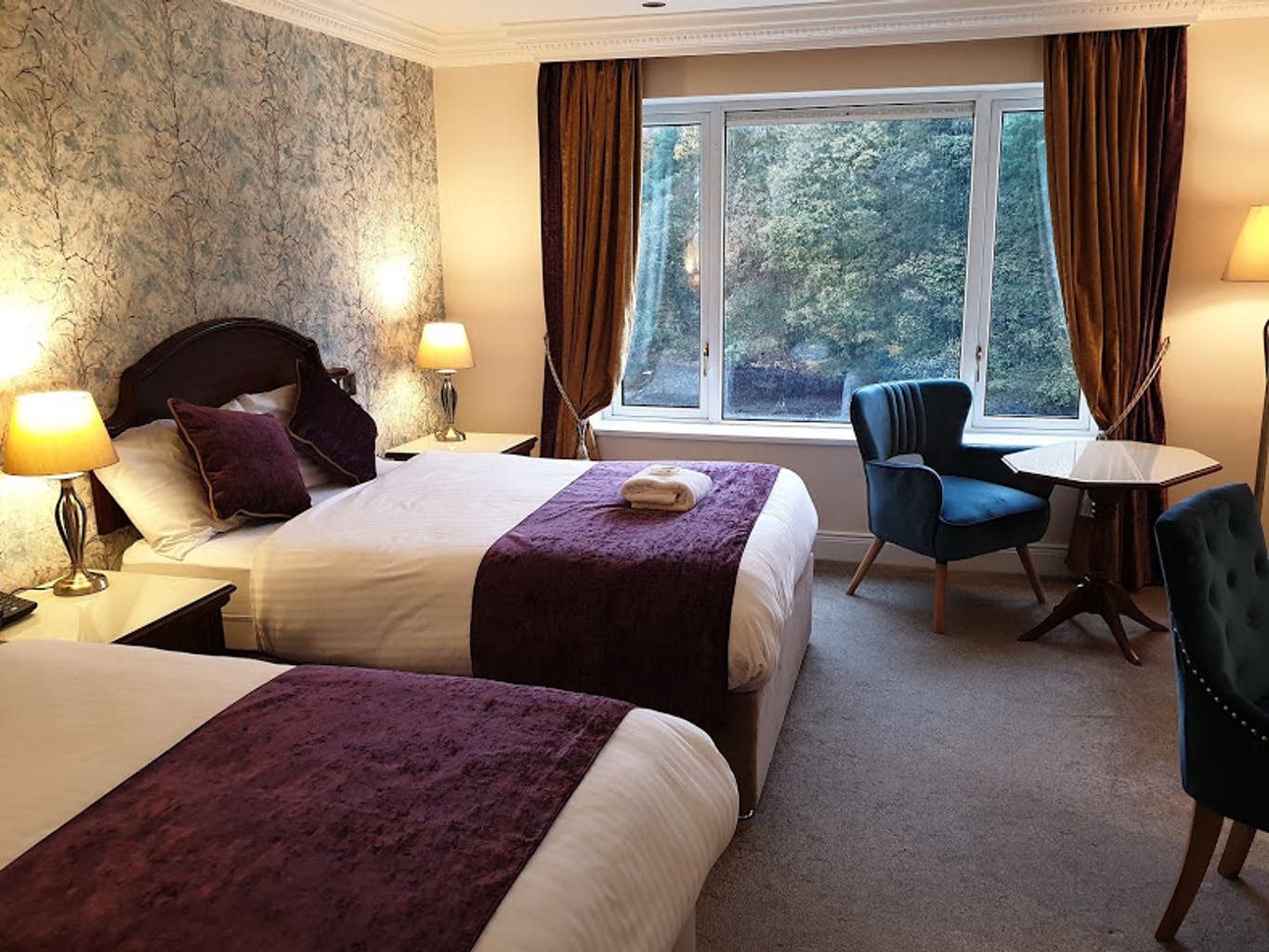 Central Hotel - Donegal Town | Accommodation | Go Visit Donegal